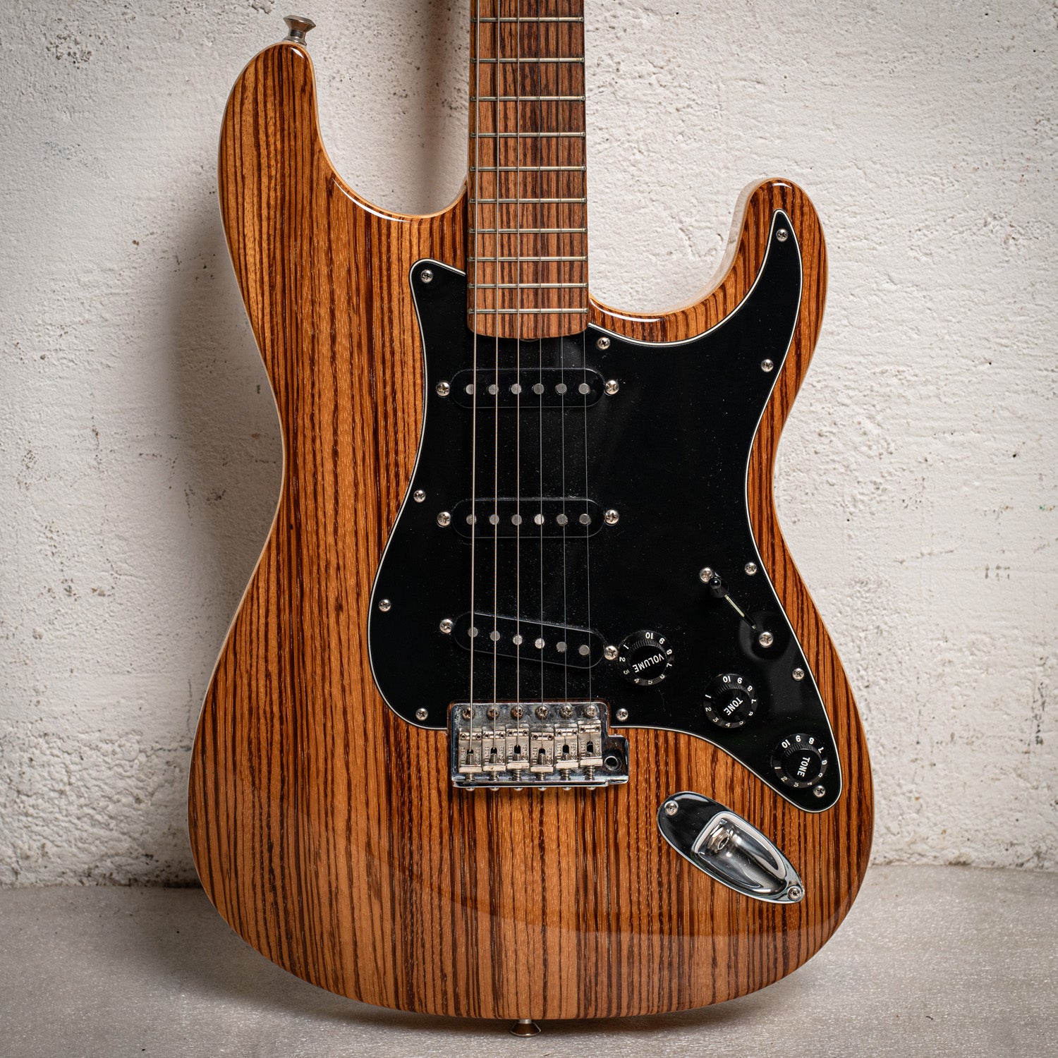 2008 Fender Custom Shop Zebra Stratocaster – Hanks